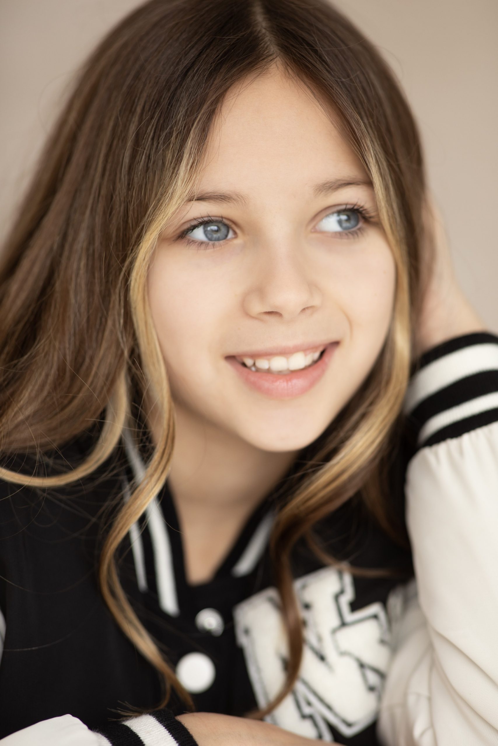 Poppy Mills - AS Agency