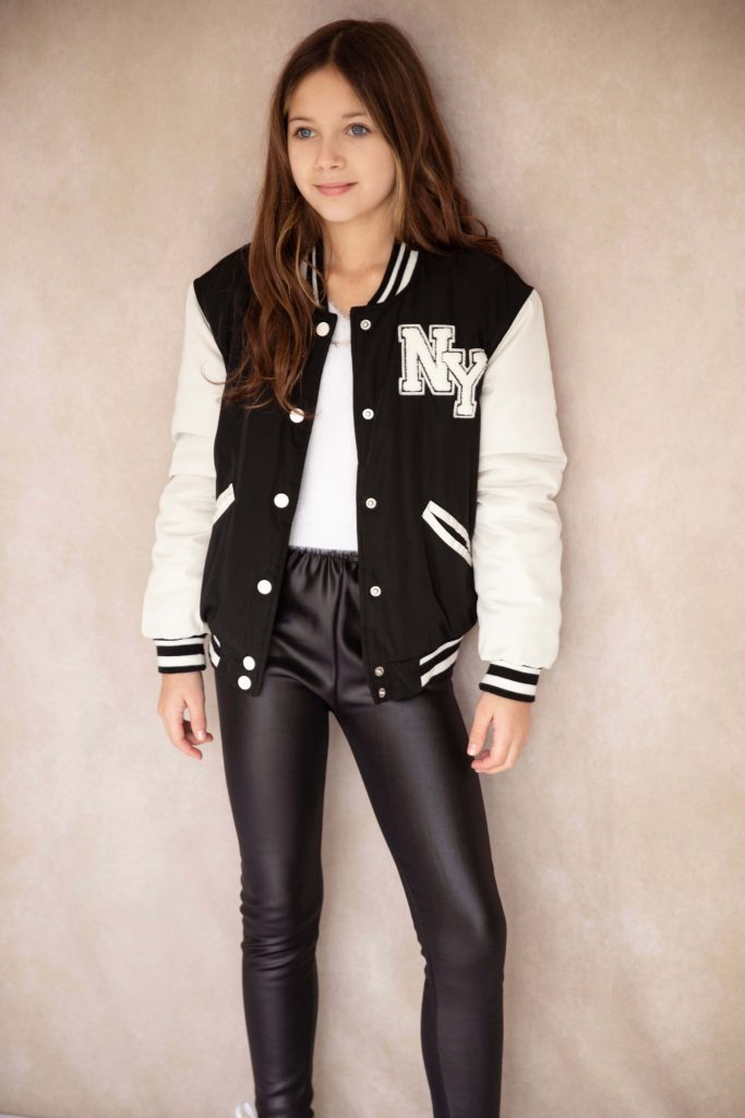 Poppy Mills - AS Agency